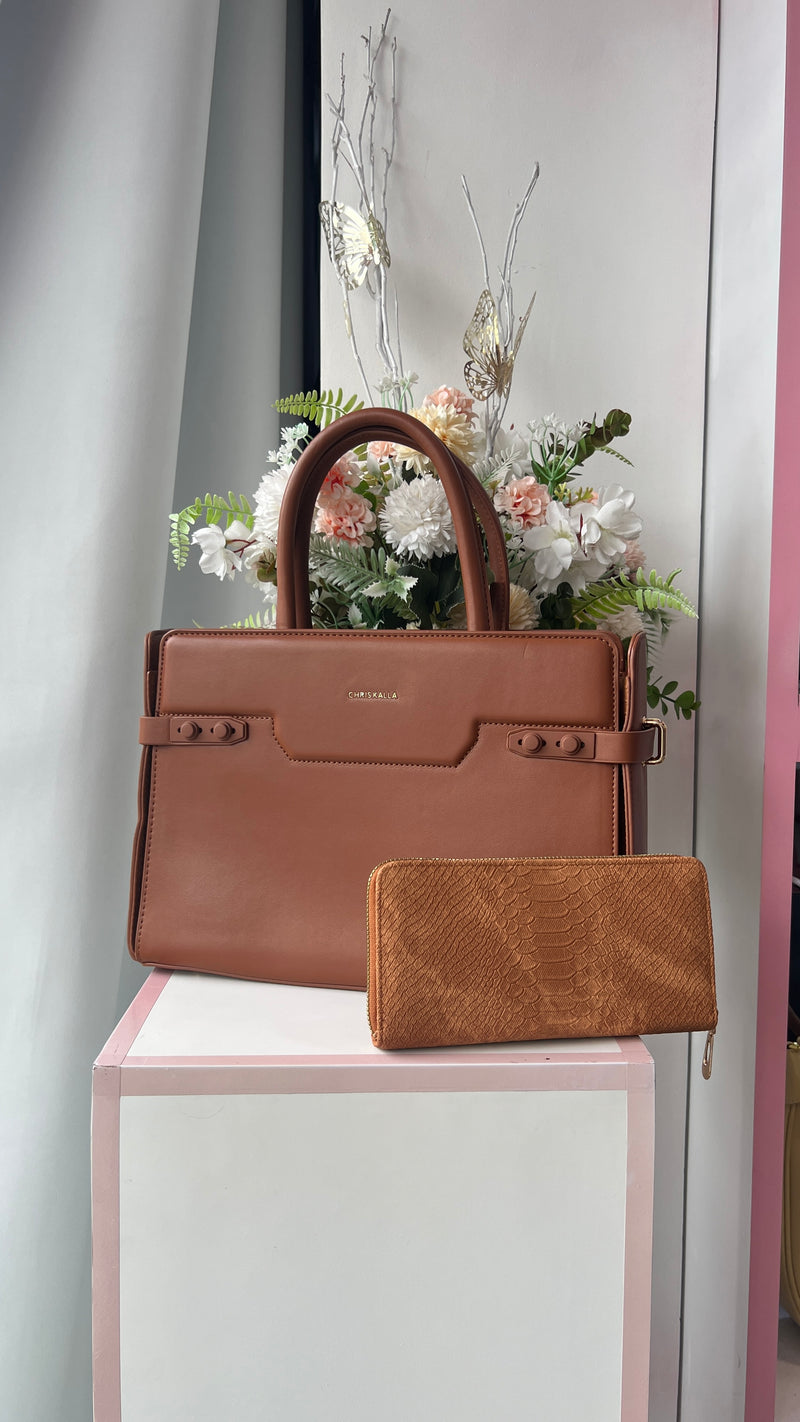 Chris Kalla – madamforbag